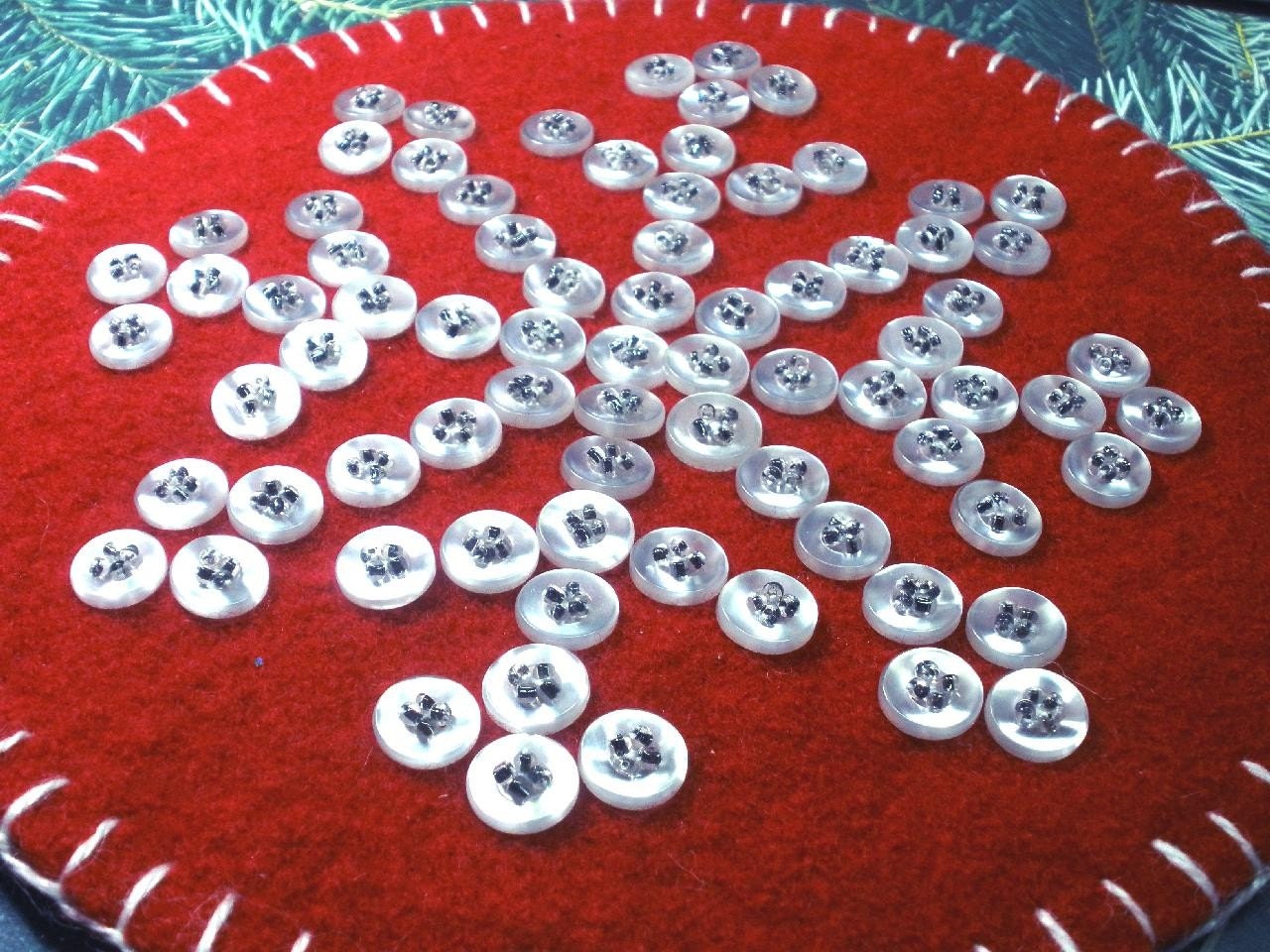 Snowflake Recycled Wool Button Mat | Etsy