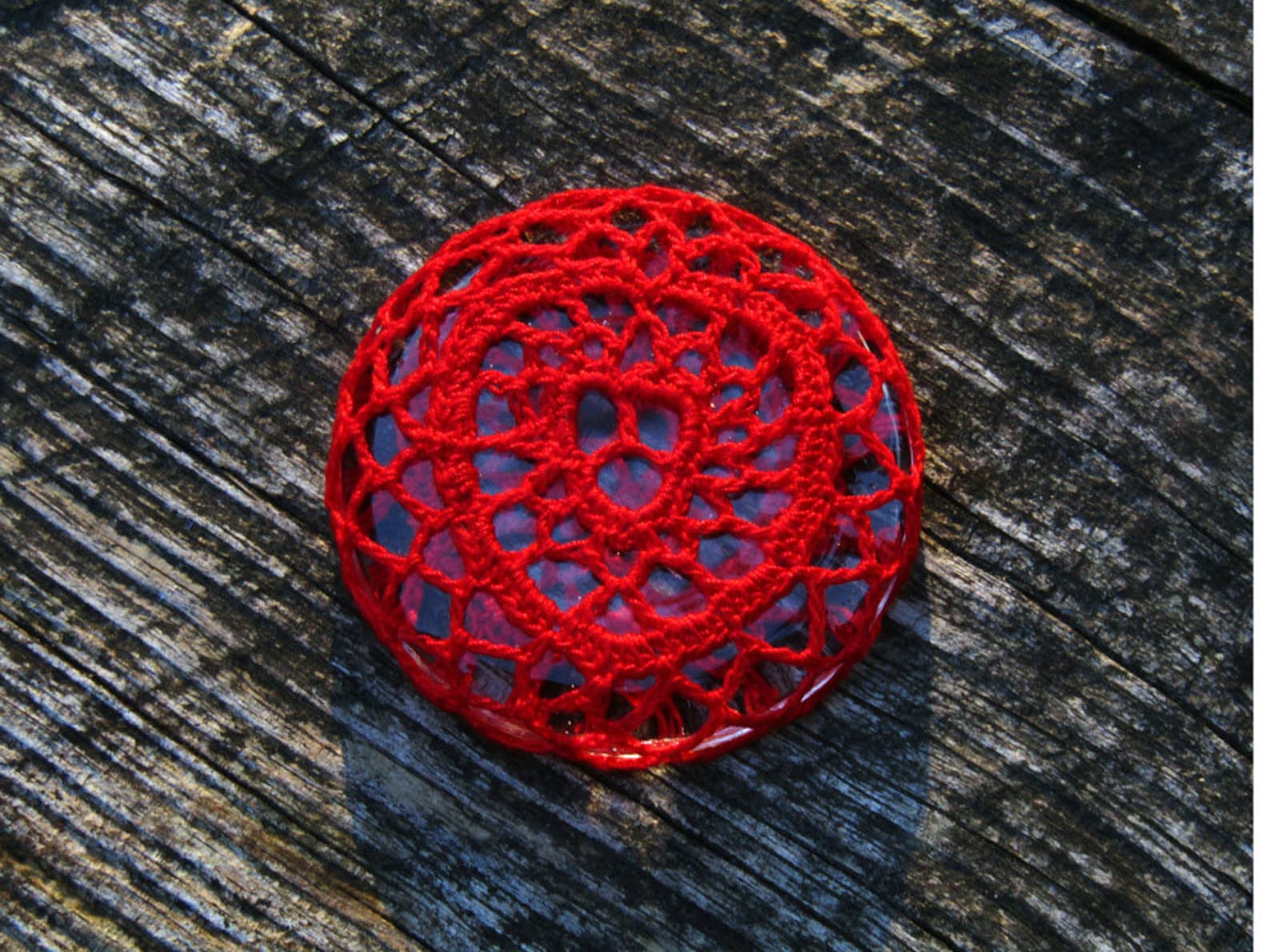 Red Heart Mini Paperweight With Clear Glass Pebble Fiber Art Office ...