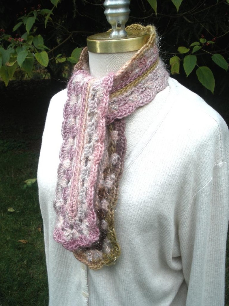 PDF Crochet Pattern, Rose Glow Scarf - Etsy