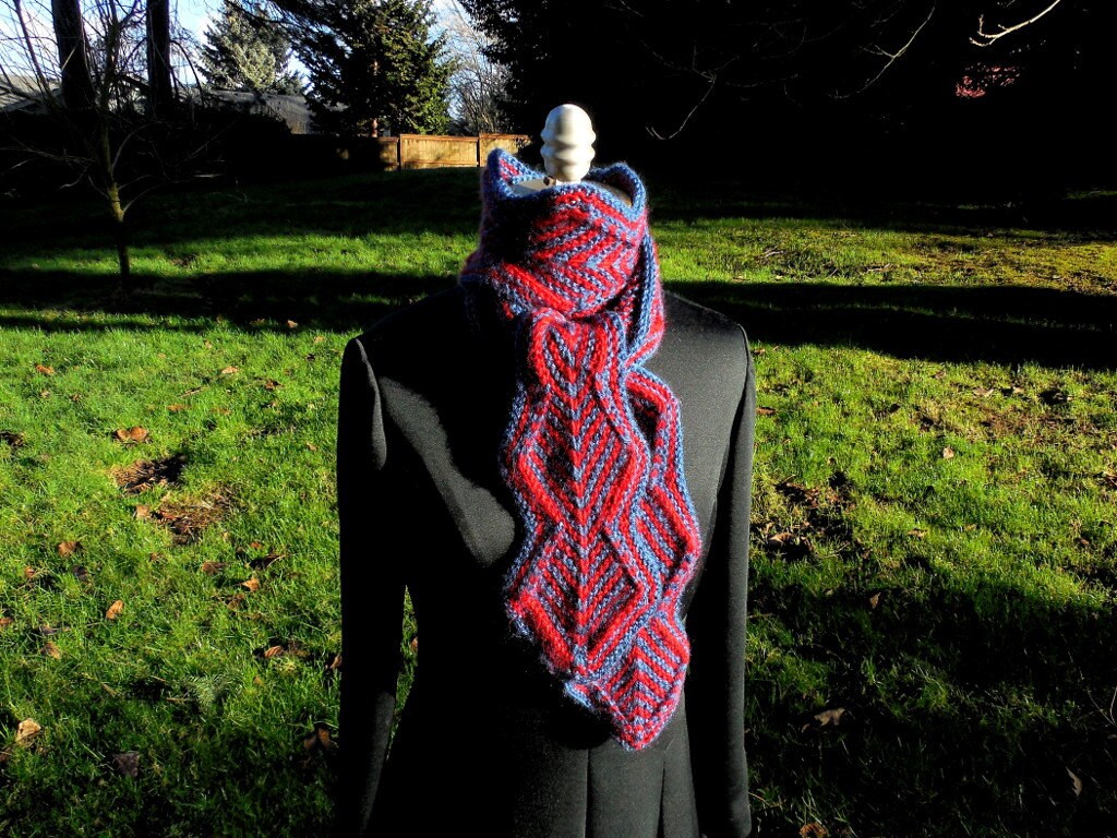 Zigzag Diamond Knit Scarf in Red and Blue Medium Size - Etsy