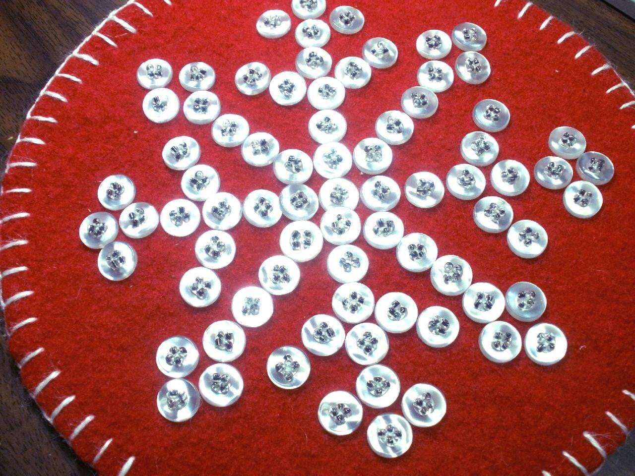 Snowflake Recycled Wool Button Mat | Etsy