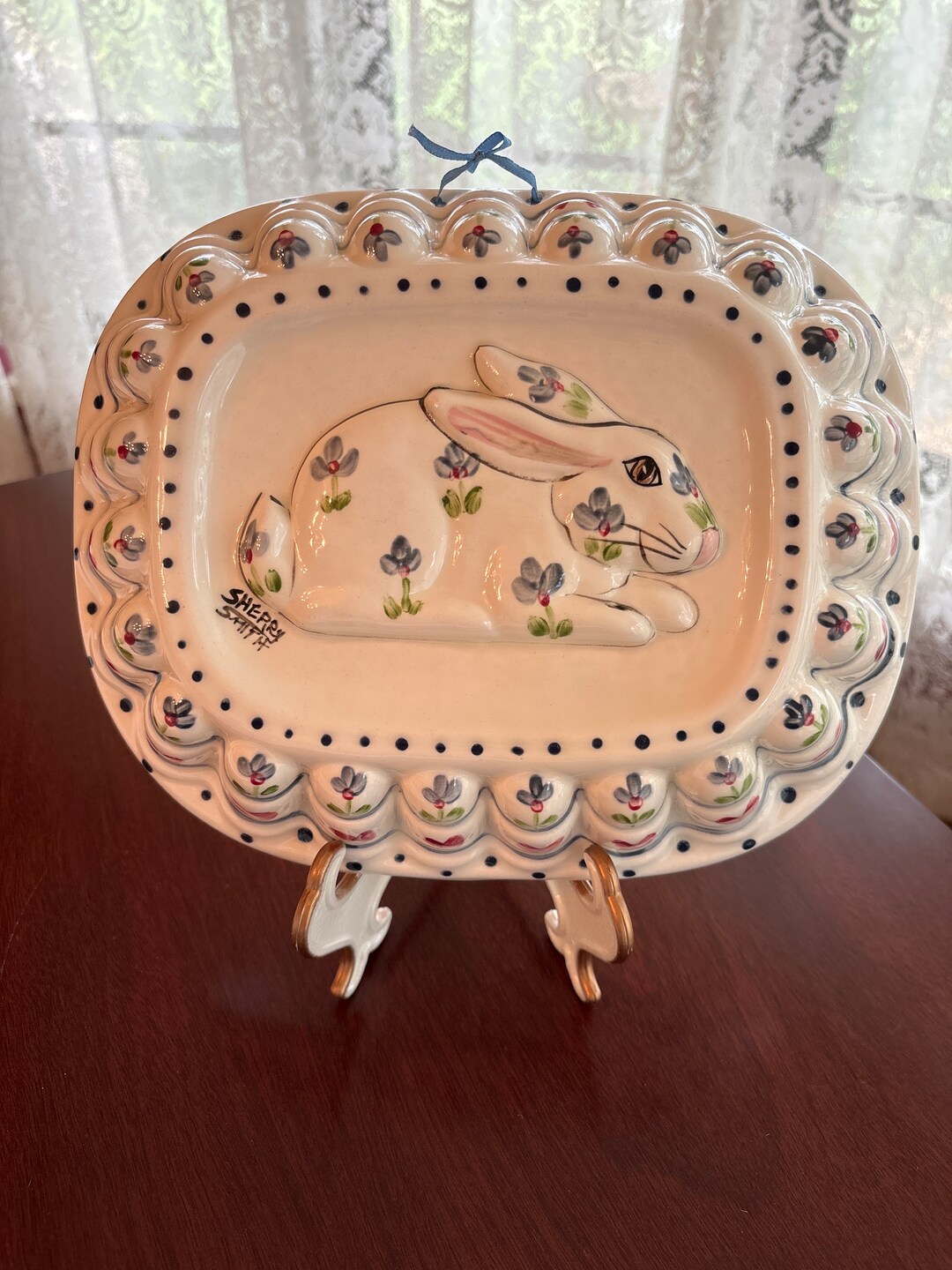 Vintage Hand Painted BUNNY RABBIT Gelatin Mold Wall Hanging Signed by ...