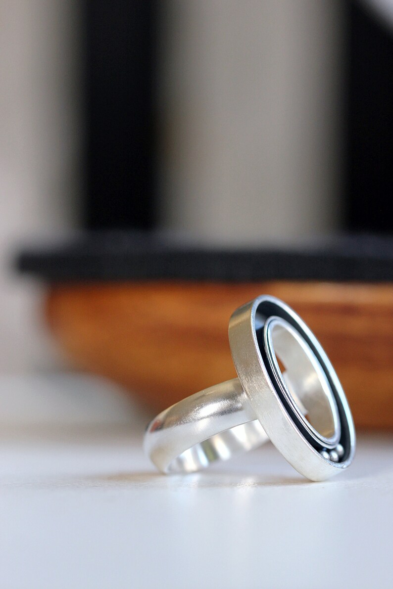 Sterling Silver Kinetic Ring, Handmade Oval Worry Jewelry - Etsy