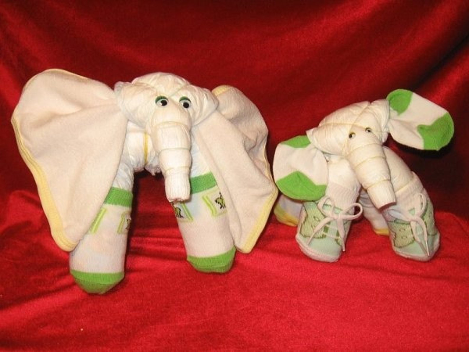 Learn to Make Elephants From Diapers, Washcloths, Socks and More. Fun ...