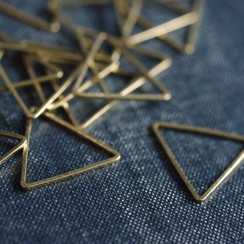 28mm Equilateral Triangles thicker Raw Brass 36pcs - Etsy