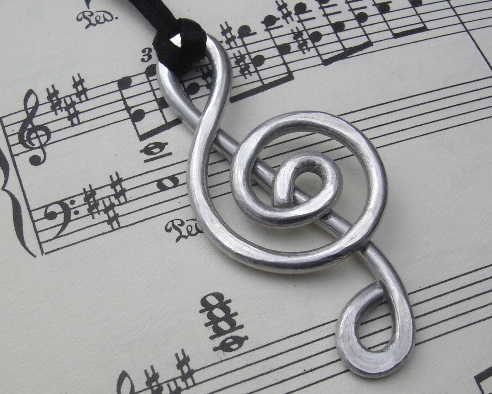 Big Treble Clef Pendant Necklace G Clef, Music Gift, Aluminum Music ...