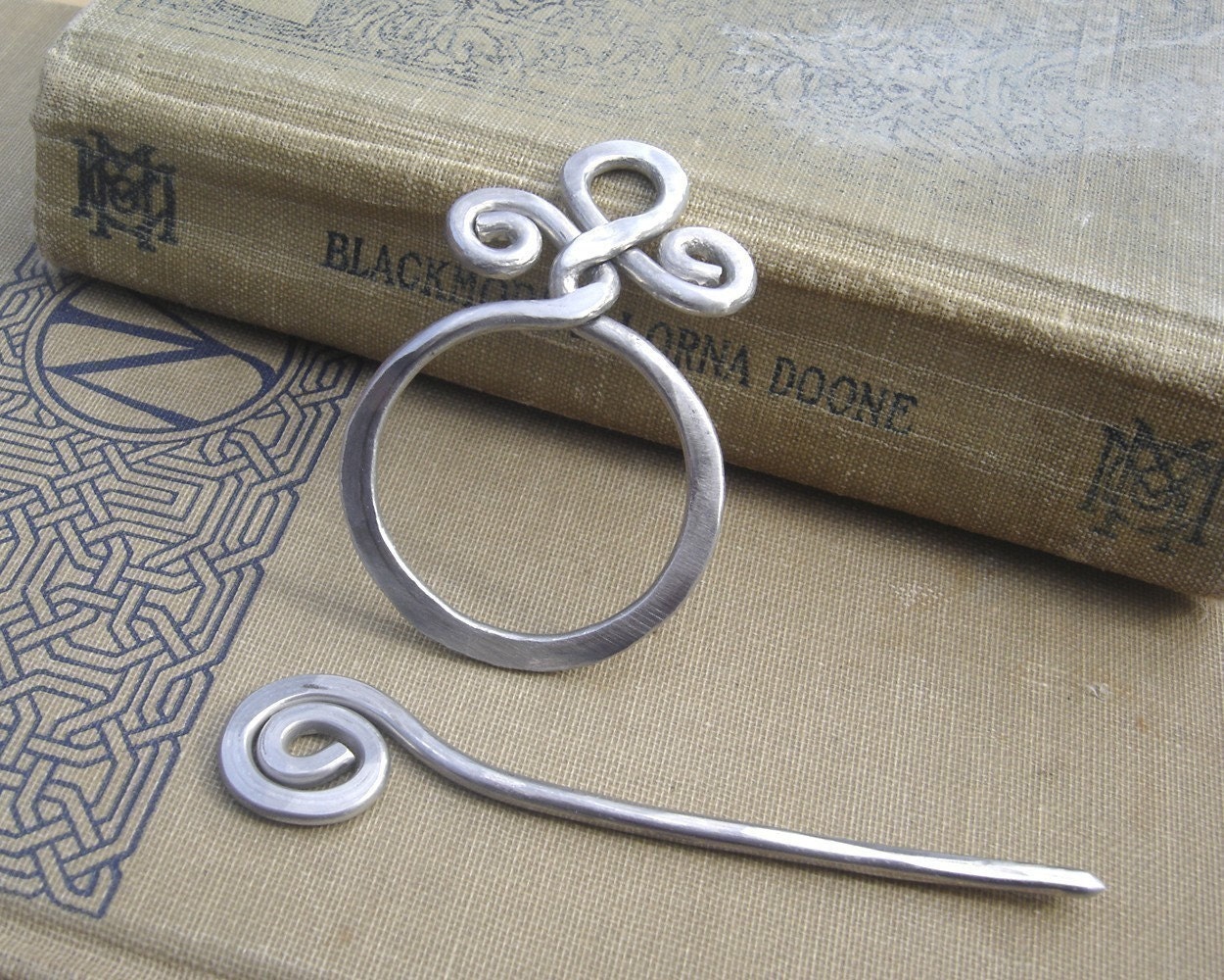 Aluminum Shawl Pin Circle With A Twist Scarf Pin Closure - Etsy