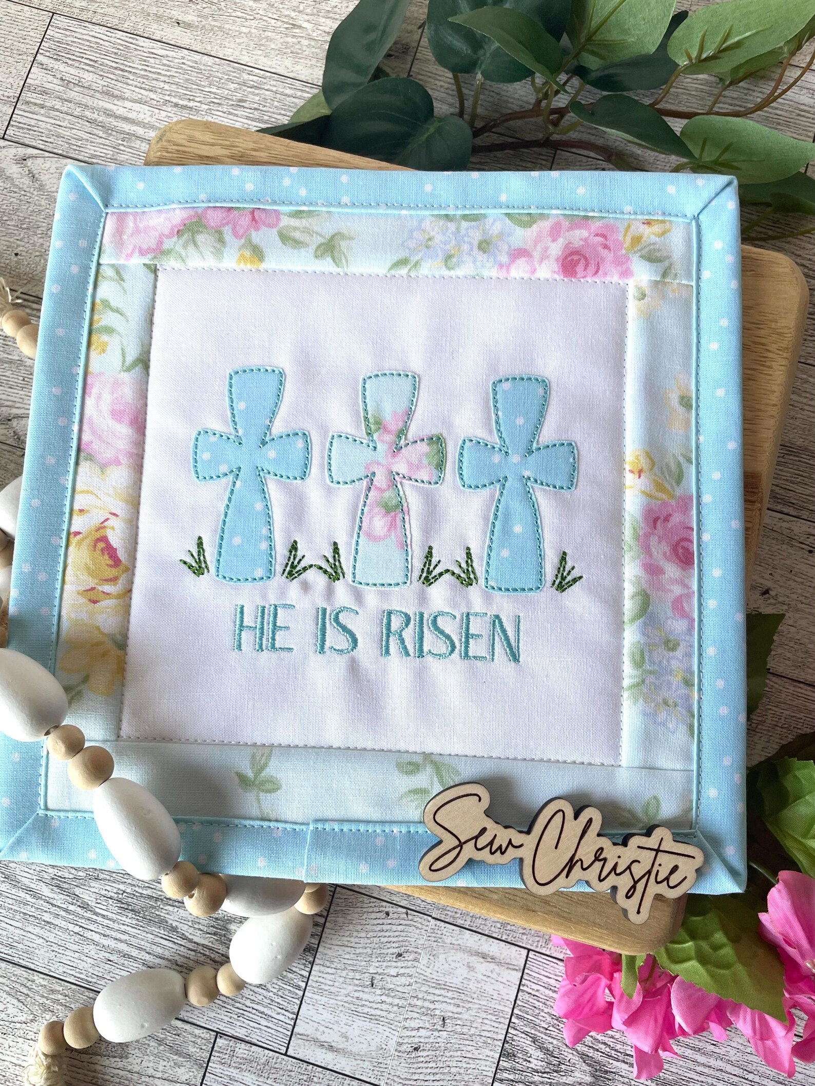 Handmade Easter Mini Quilt – “he is Risen” With Appliquéd Crosses - Etsy