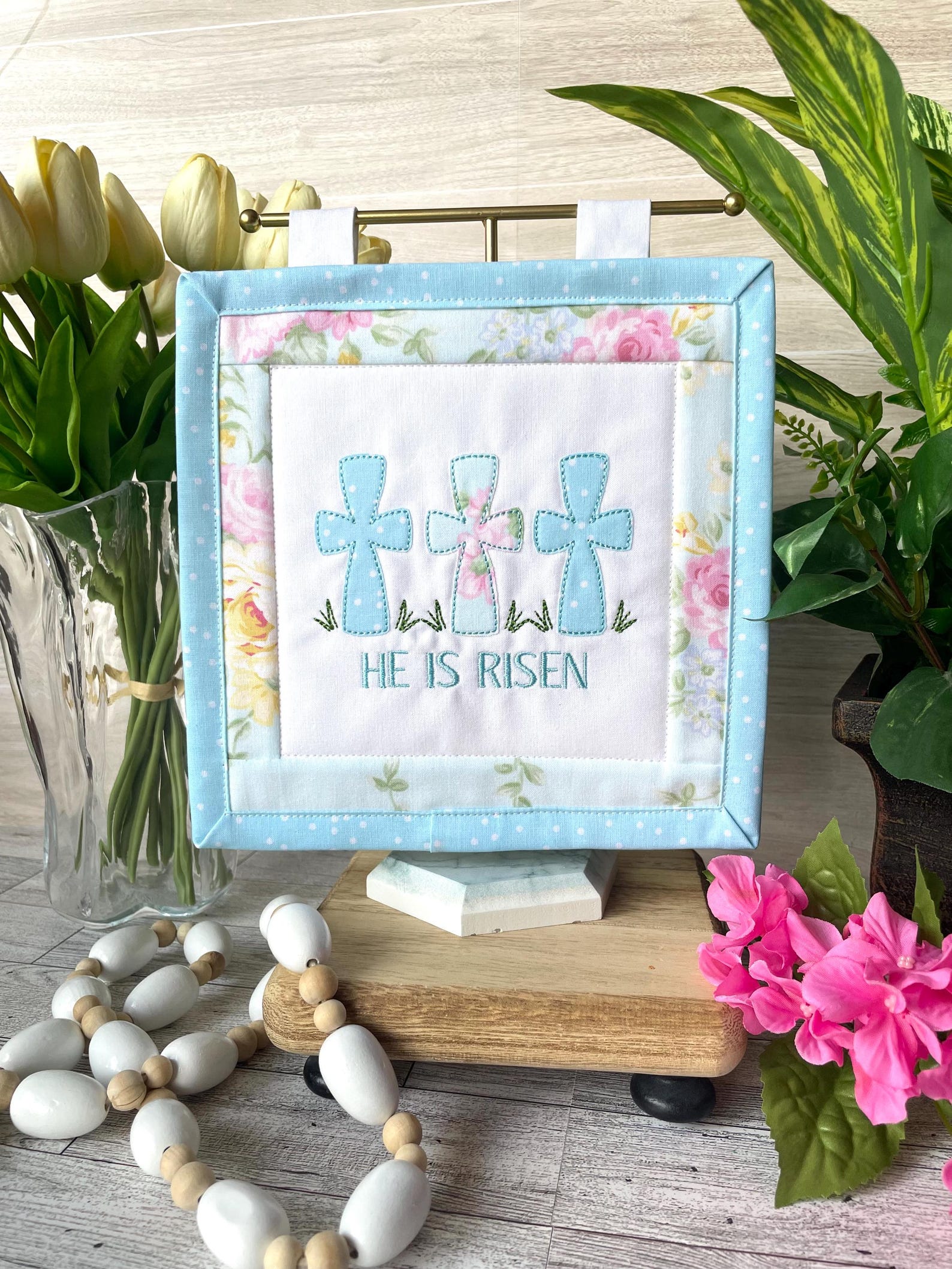 Handmade Easter Mini Quilt – “he is Risen” With Appliquéd Crosses - Etsy