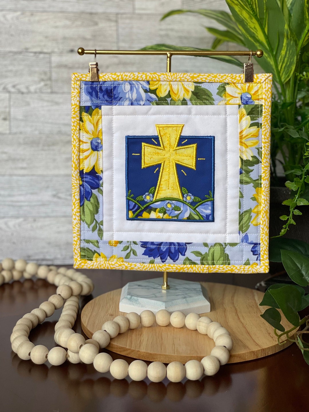 Handmade Christian Applique Embroidered Cross Mini Quilt for Religious ...