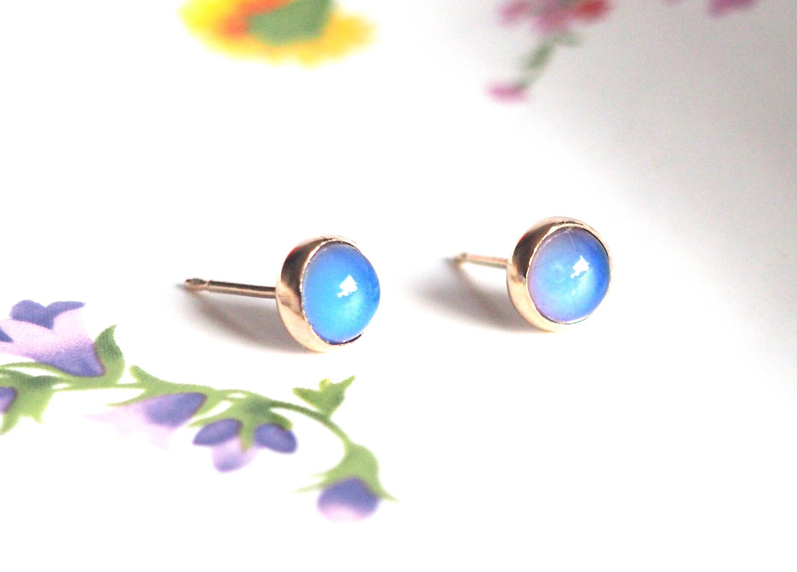 Mood Earrings 14kt Gold Color Changing | Etsy