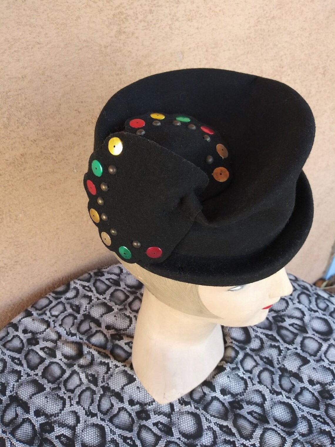 Vintage 1940s Black Wool Toque Hat With Sequins and Brass - Etsy