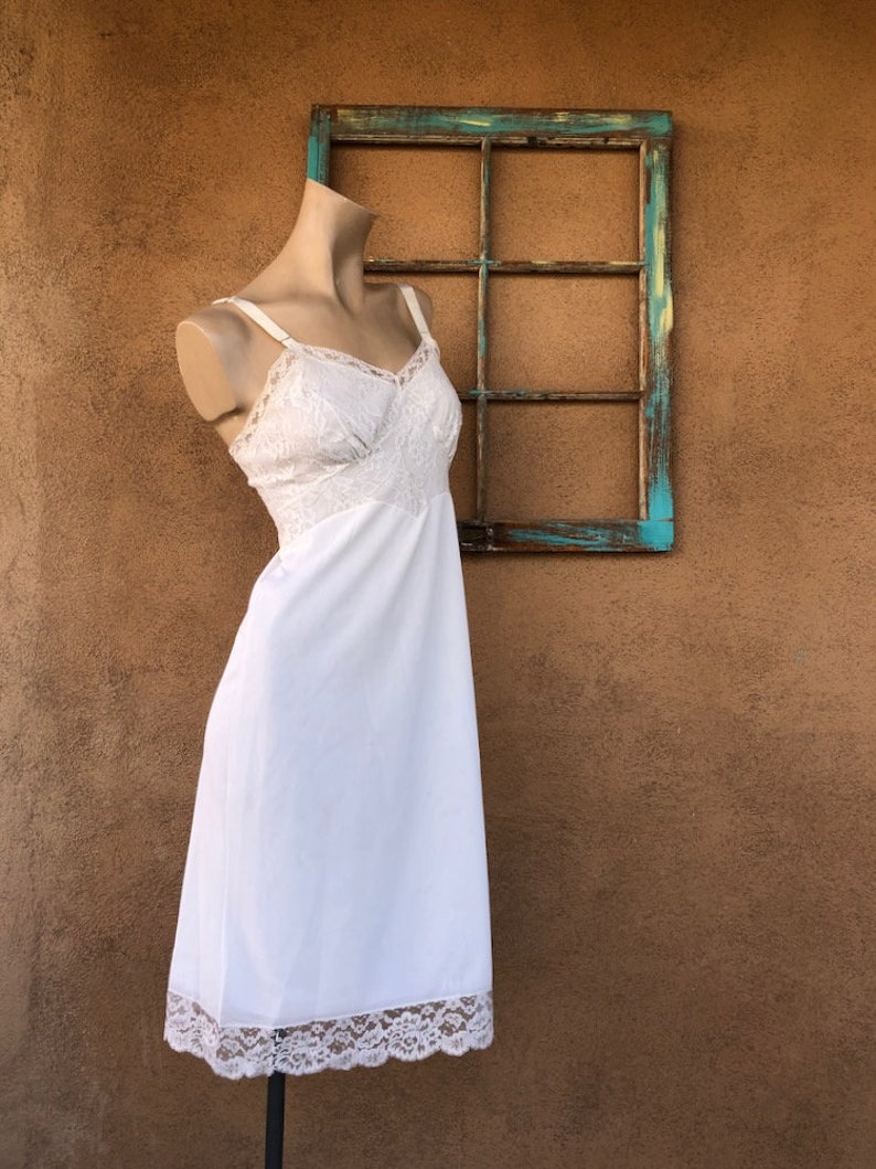 Vintage 1960s Sexy White Lacy Slip Sz S B34 - Etsy