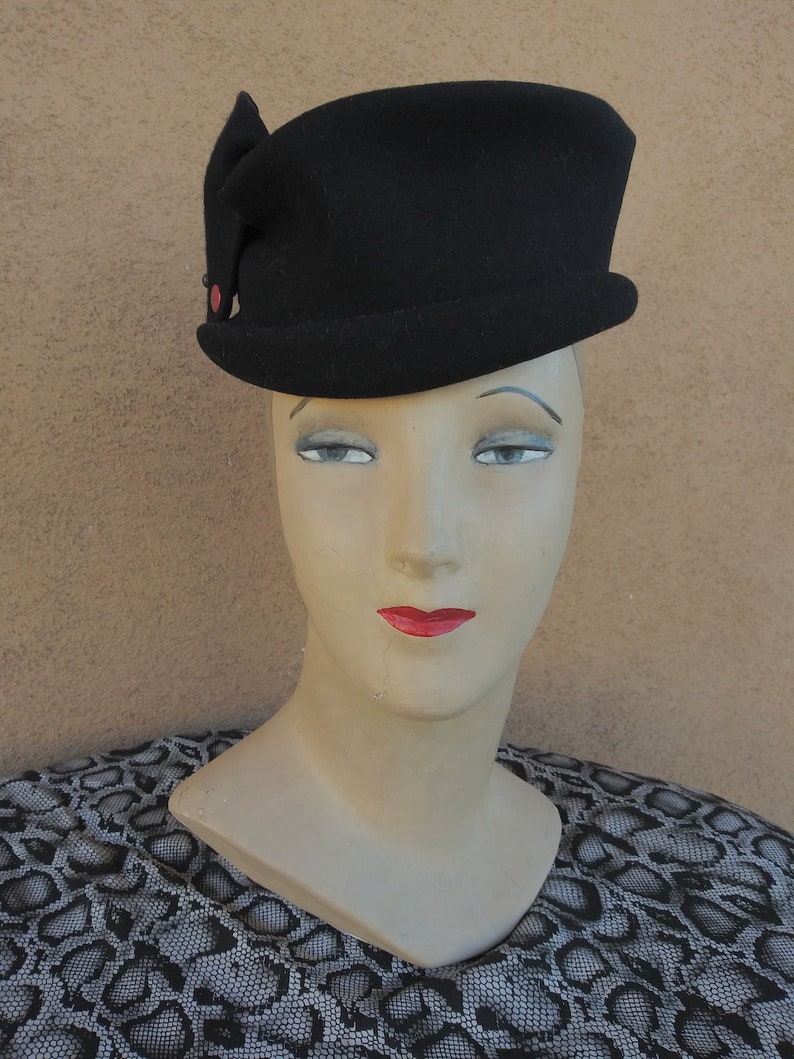 Vintage 1940s Black Wool Toque Hat With Sequins and Brass - Etsy