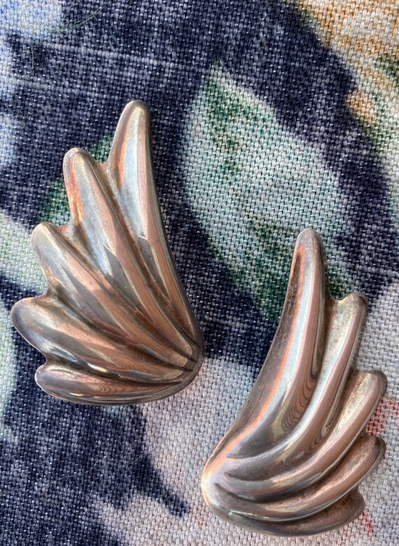 Vintage 80s modernist statement - Gem