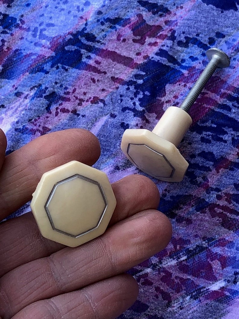 Vintage 1950s Plastic Pulls and Knobs Red White Blue Set of 10 - Etsy