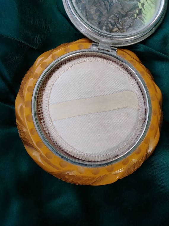 Vintage 1940s Bakelite Compact Scotty Scottie Dog - Gem