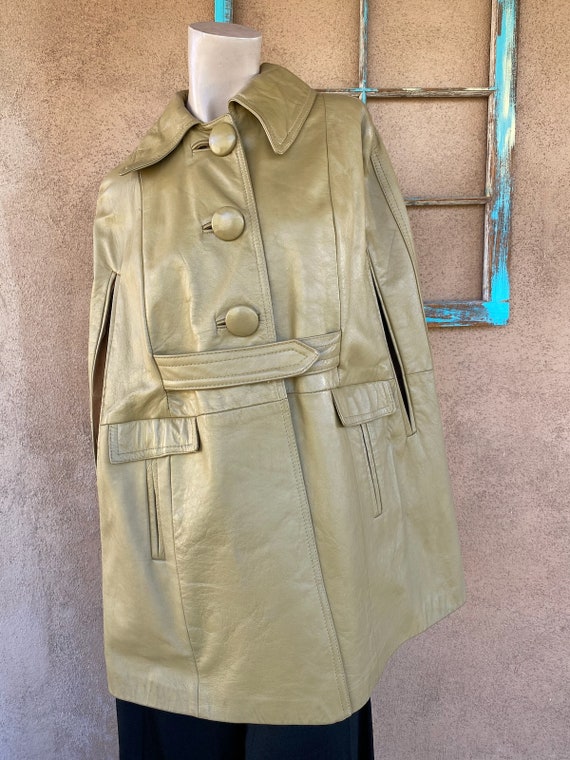 camel colored cape - Gem