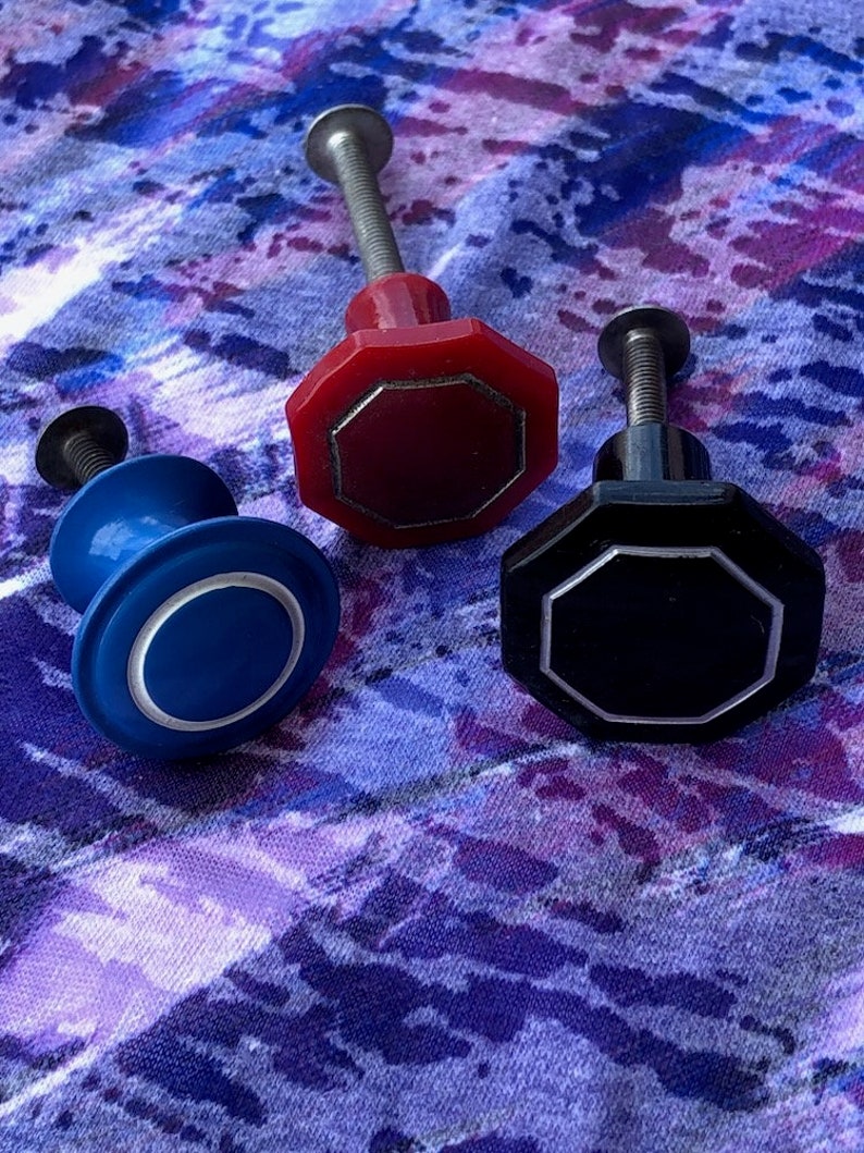 Vintage 1950s Plastic Pulls and Knobs Red White Blue Set of 10 - Etsy
