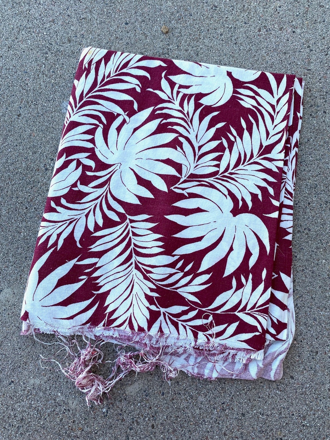 Vintage 1940s Tropical Leaf Pattern Cotton Fabric REMNANTS Select at ...