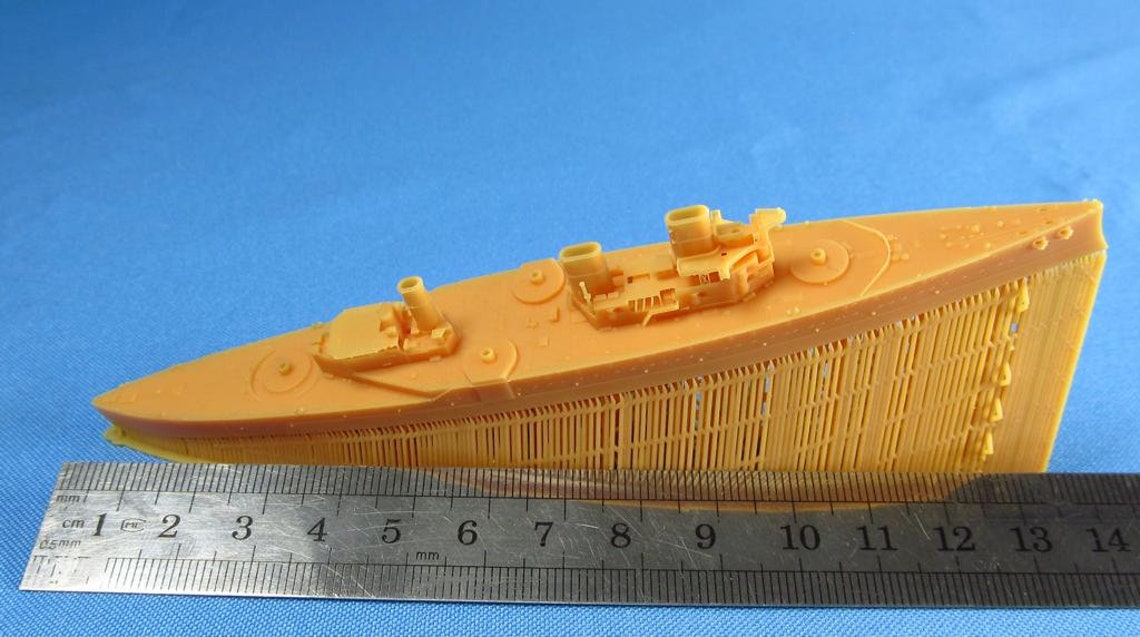 HMS Indomitable ship Model HMS Indomitable in Scale 1/1200 MDR1200-04 ...