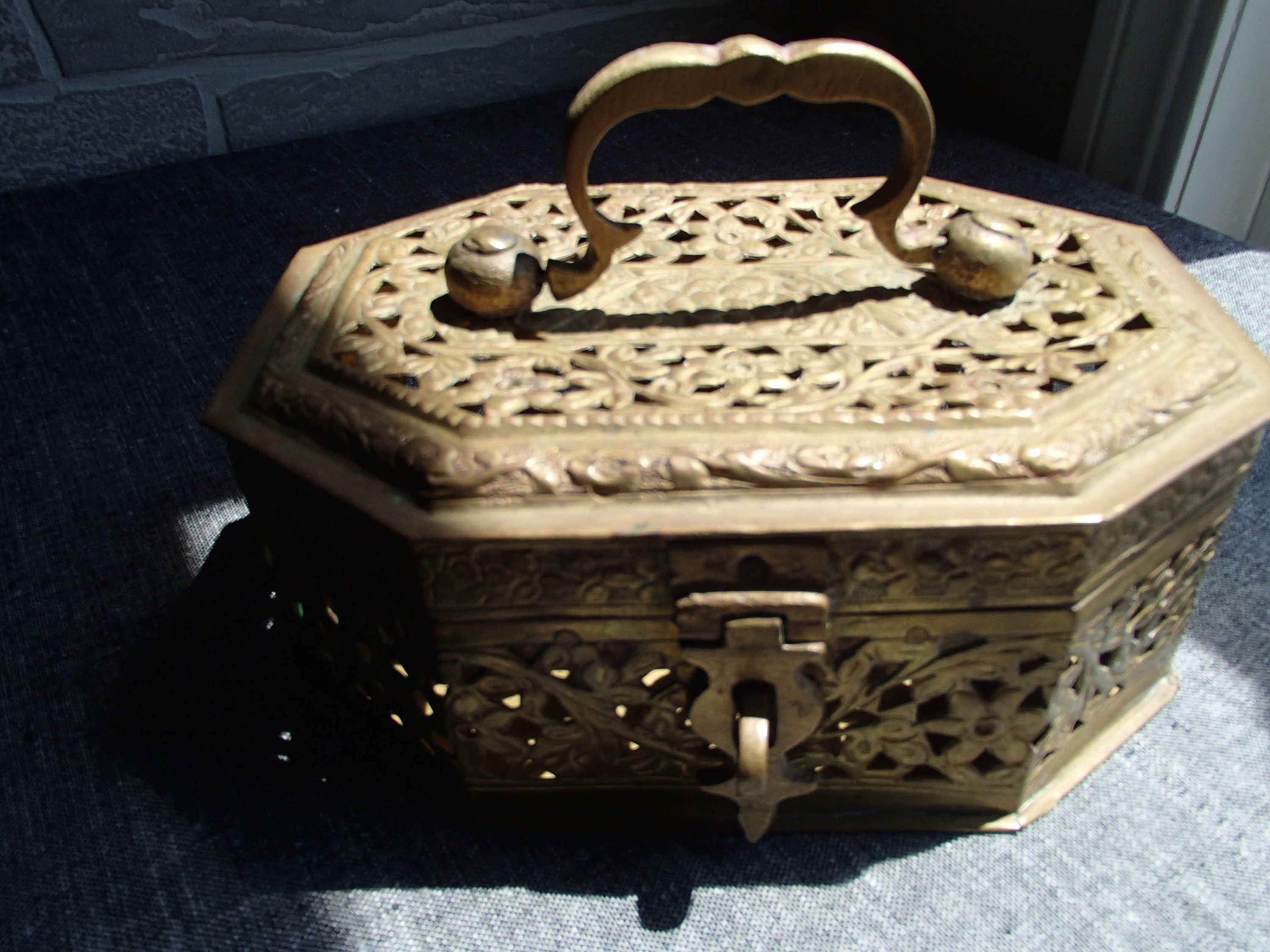 Vintage Large Brass Cricket Box With Latch and Handle - Etsy