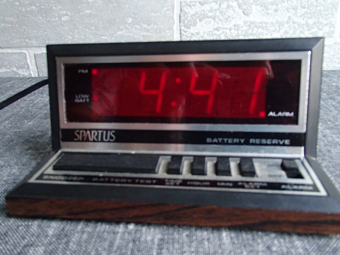 Vintage Electric Digital Spartus Alarm Clock - Etsy