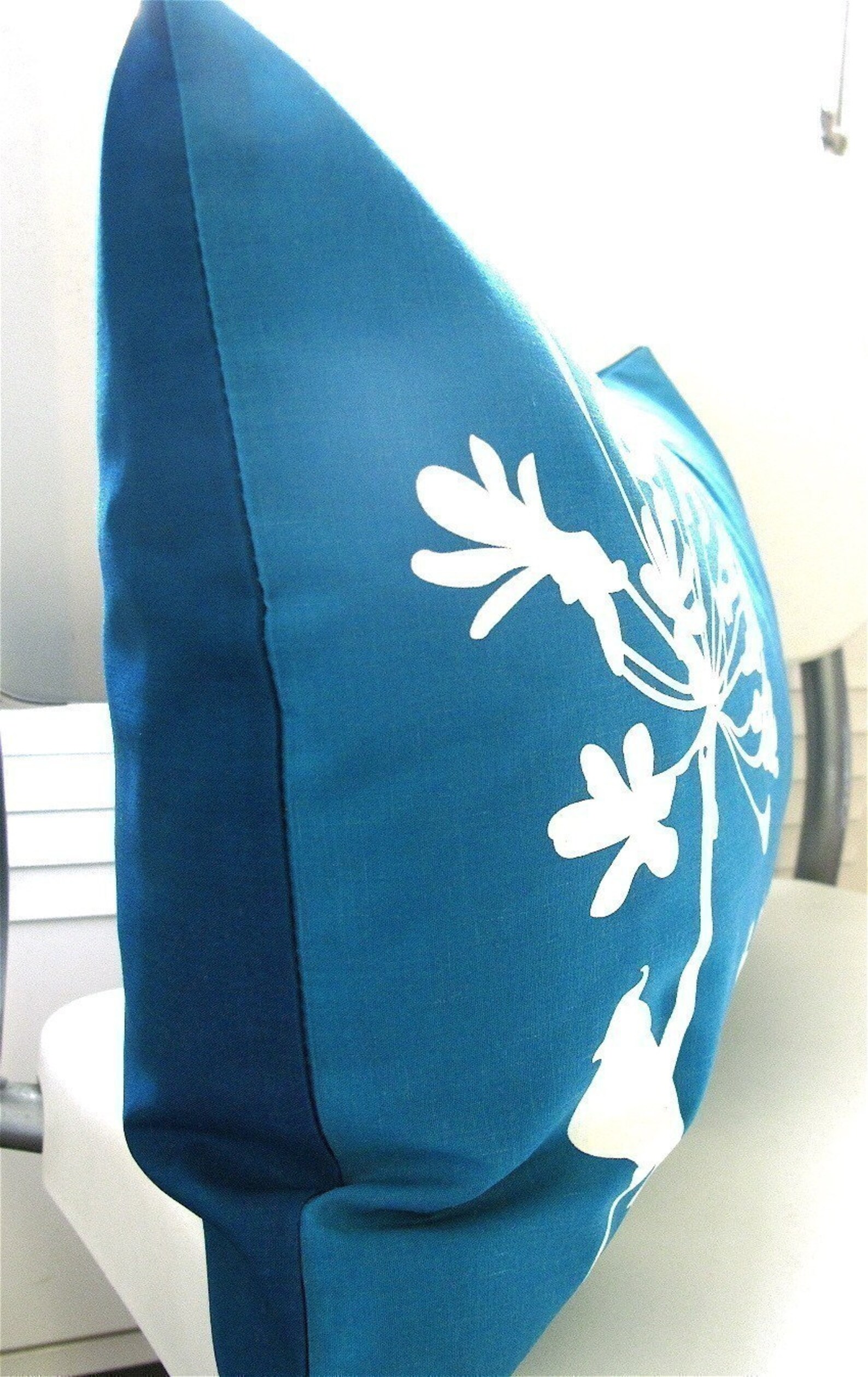 Sale-teal Cardinal on Agapanthus Rectangle Pillow - Etsy