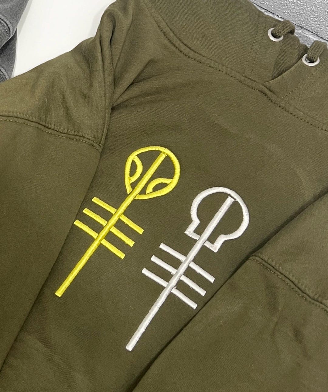 Twenty One Pilots //trench Skeleton Clique Inspired Sweatshirt - Etsy