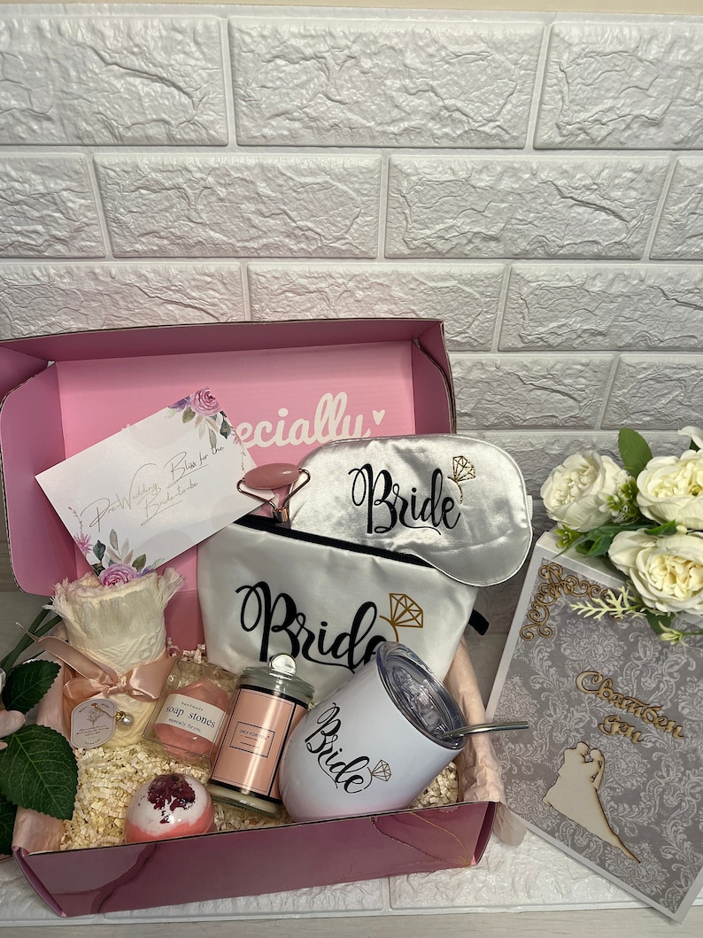 Pamper Me Luxurious Spa Bridal Gift Box With 9 Items | Wedding Gift for ...