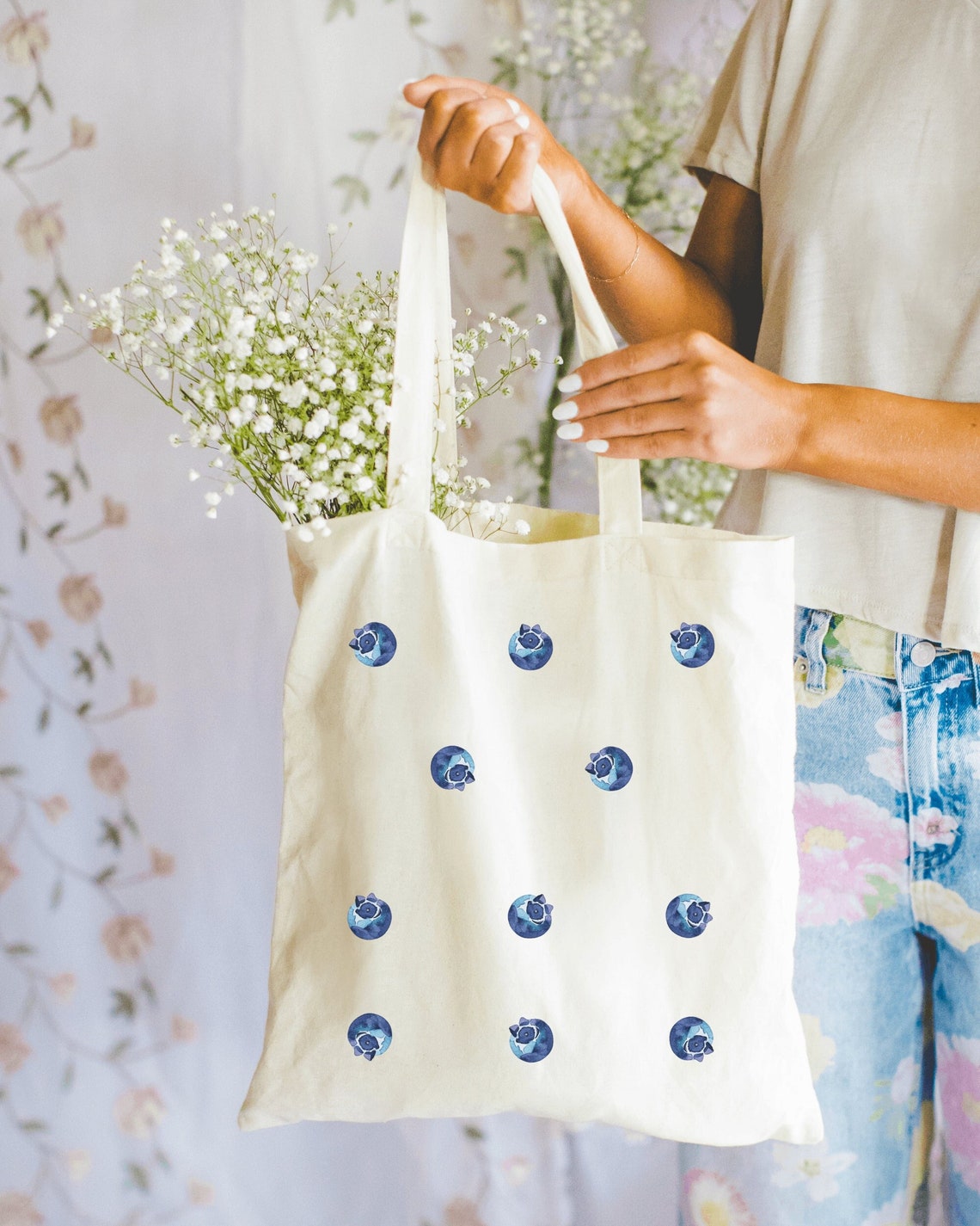 Minimalist Blueberry Tote Bag, Garden Girl Blueberries Tote Bag, Berry ...