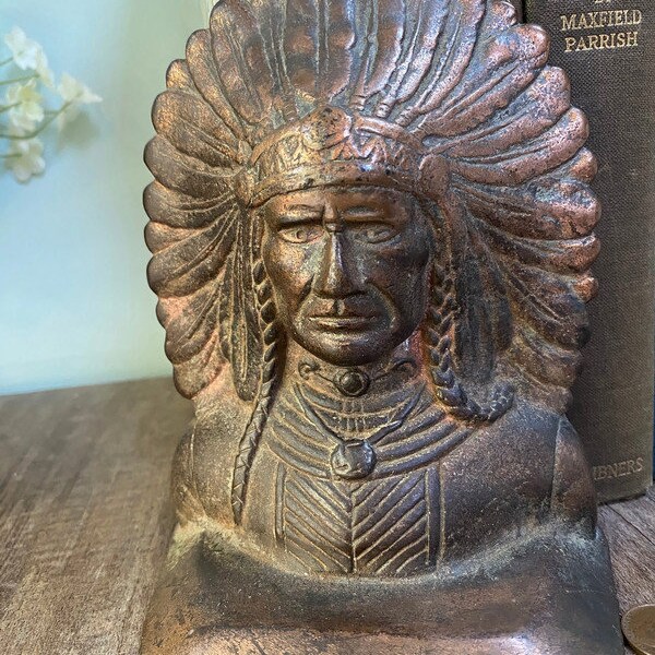 Indian Bookend - Etsy
