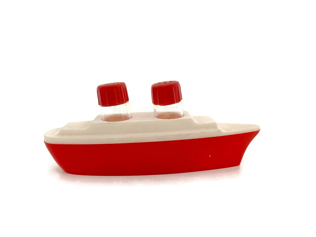 Vintage Ocean Liner Ship Salt and Pepper Shaker Set - Etsy