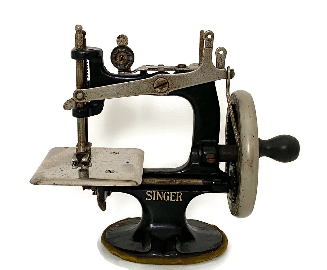Vintage Early Singer Sewing Machine, Model 20 With 7 Spokes - Etsy