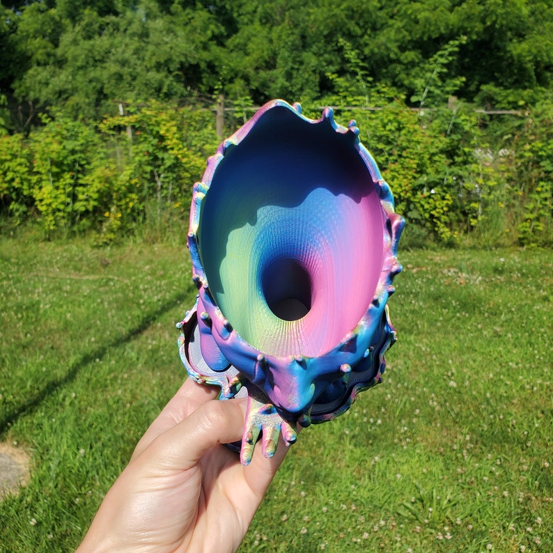 3D Printed Psychedelic Planter With Drip Tray - Etsy