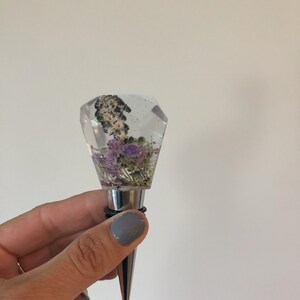 Handmade Floral Resin Wine Stopper: Dried Flower Variety - Etsy