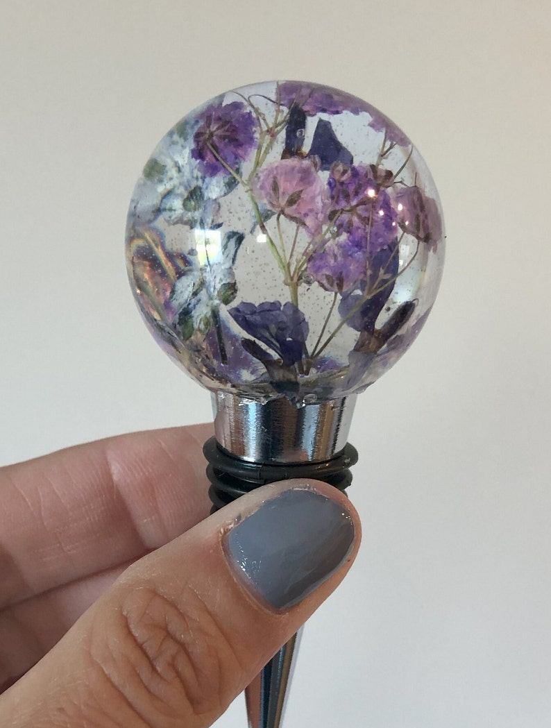 Handmade Floral Resin Wine Stopper: Dried Flower Variety - Etsy