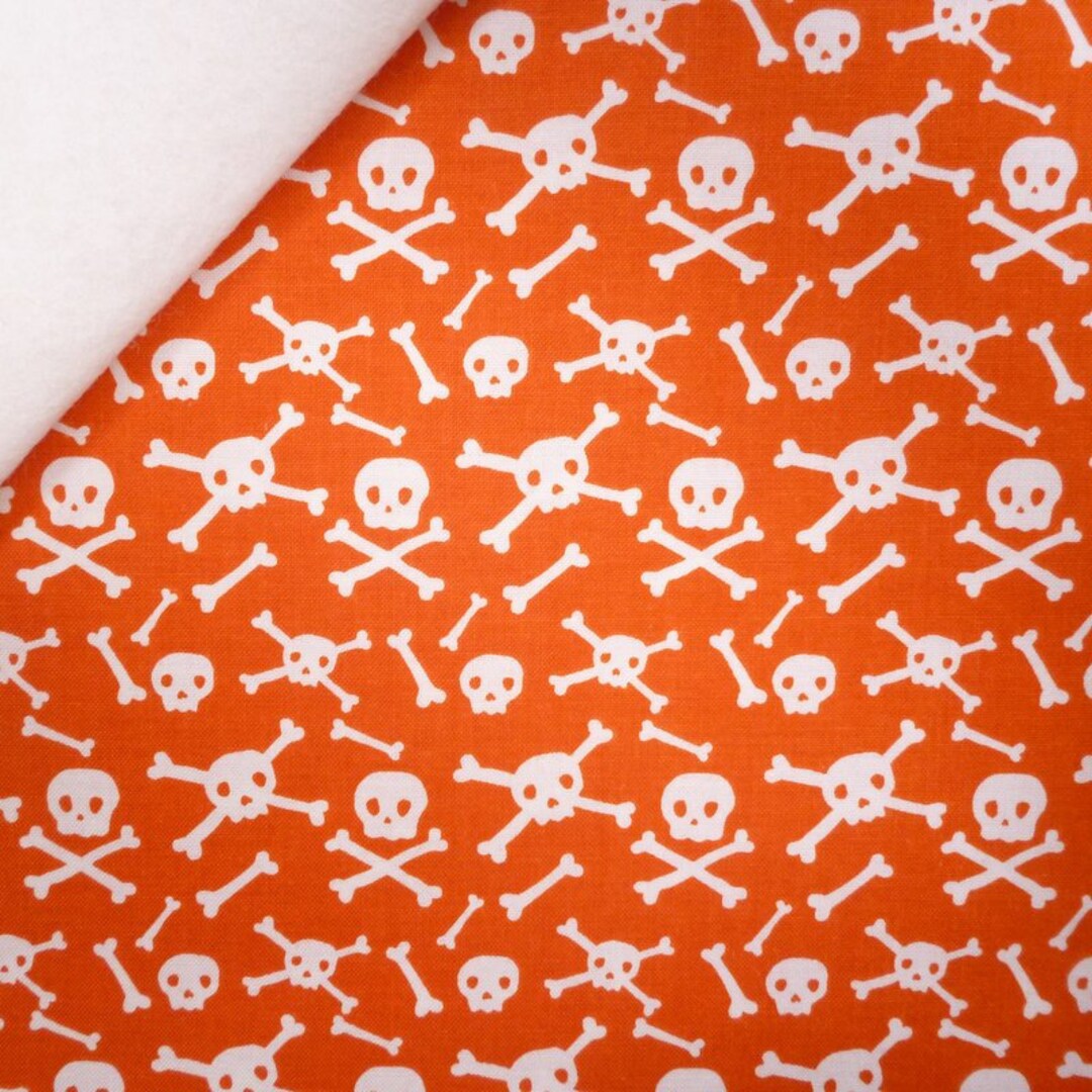 Cats Bats & Jacks Fabric Felt : Skulls and Bones on Natural - Etsy