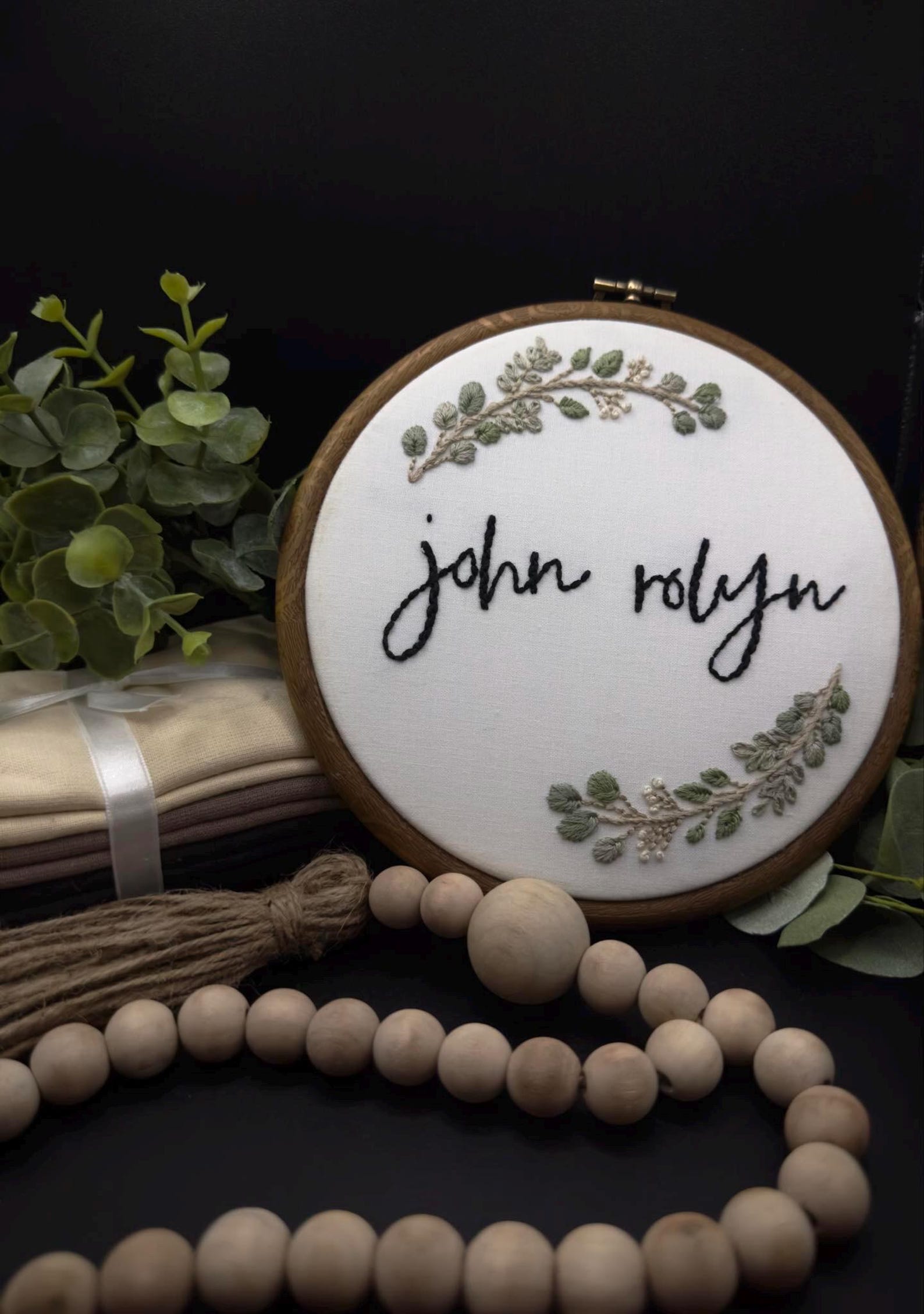 Baby Name Embroidery Hoop / Hand Embroidery / Custom Baby Gift / Birth ...
