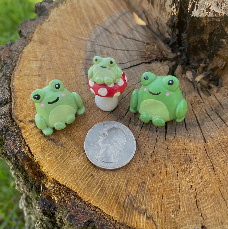 Mini Clay Frog Family | Cottagecore Frog Figurines | Clay Frogs With ...