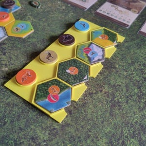 Cascadia Tile & Token Tray - Holds the Habitat Tiles and Wildlife ...