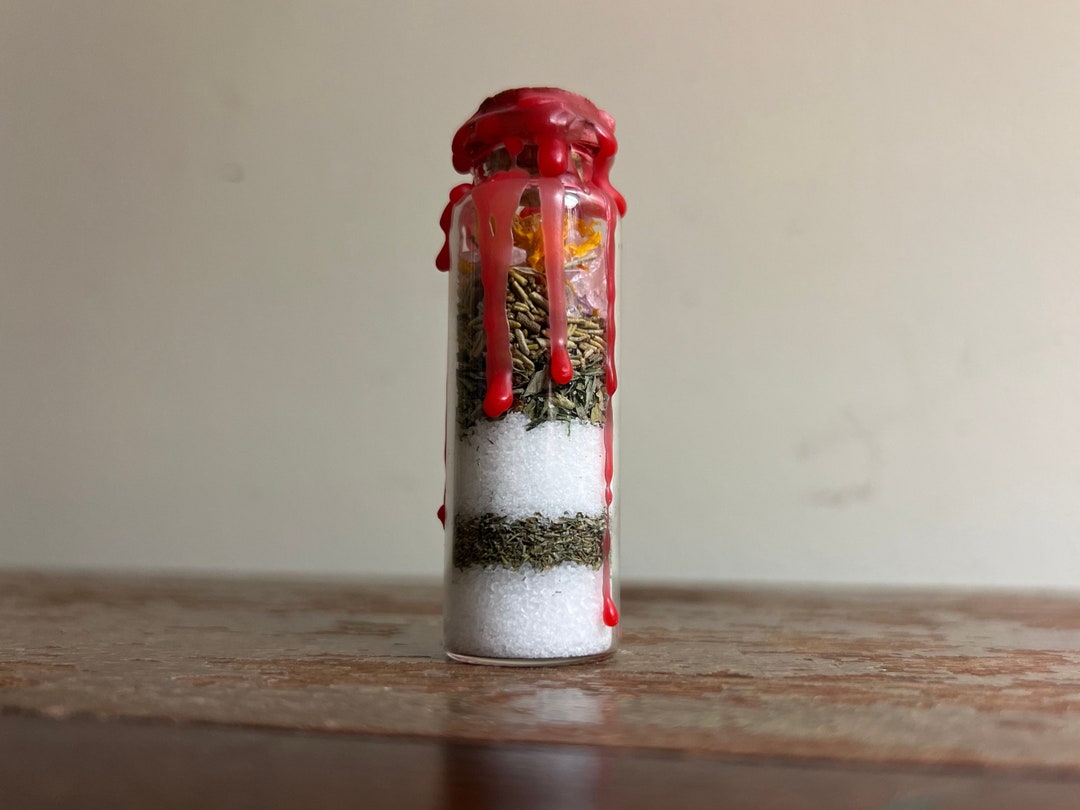 ATTRACT LOVE Spell Jar - Manifest Romance, Attraction, Passion, and ...