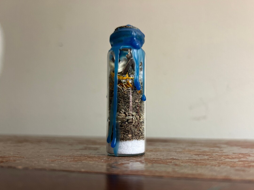 RESILIENCE Spell Jar - Witch Bottle to Get Through Hard Times, Meet ...