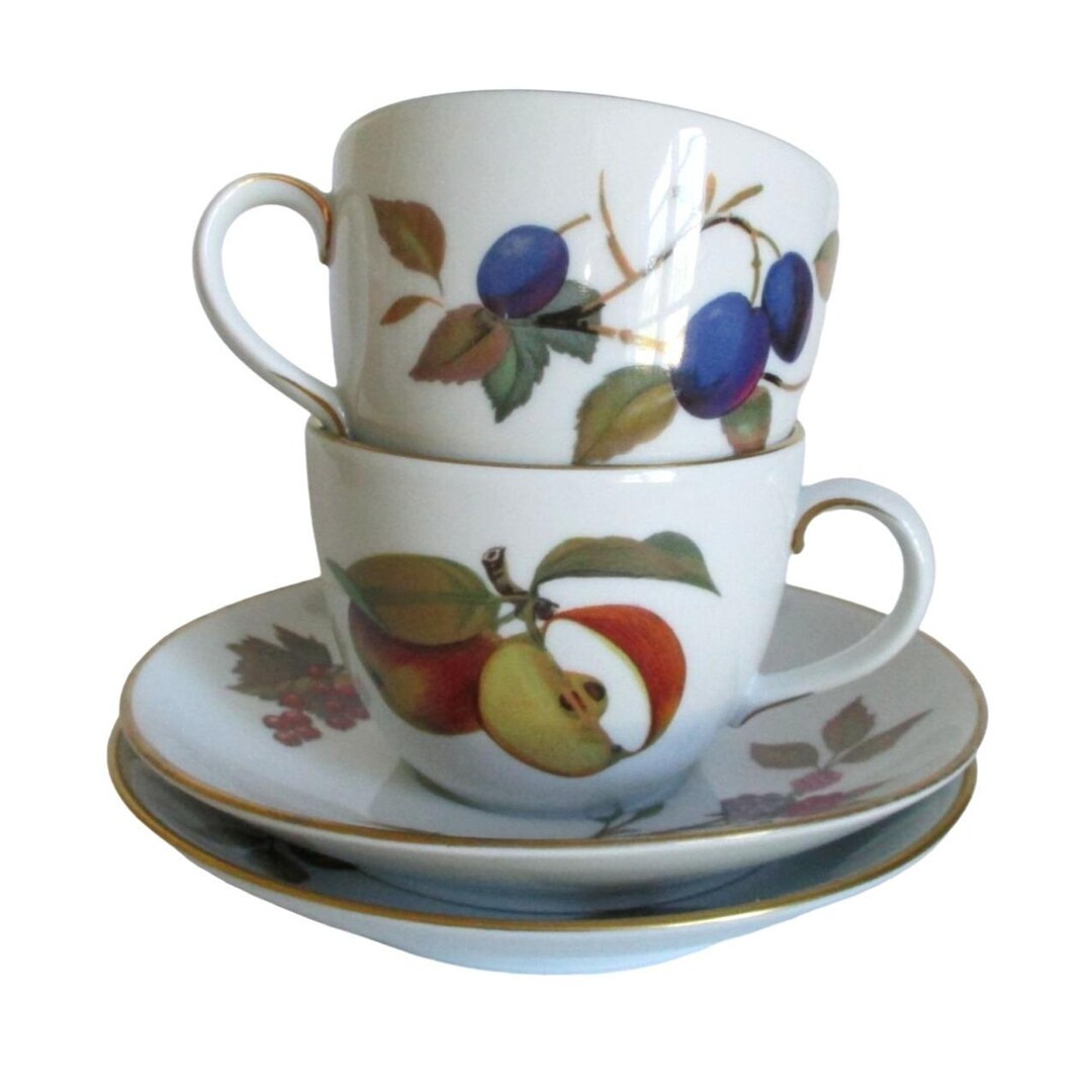 2 Royal Worcester Evesham Gold Tea Coffee Cups & Saucers - Fruit Design ...