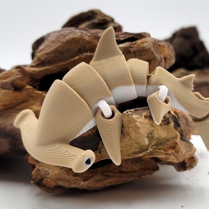 Articulated Mini Hammerhead Shark Fidget Toy - Unique 3D Printed Marine ...