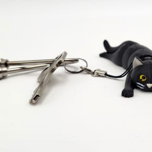 3D Printed Flexible Cat Keychain - Miniature Gift for Feline Lovers - Etsy