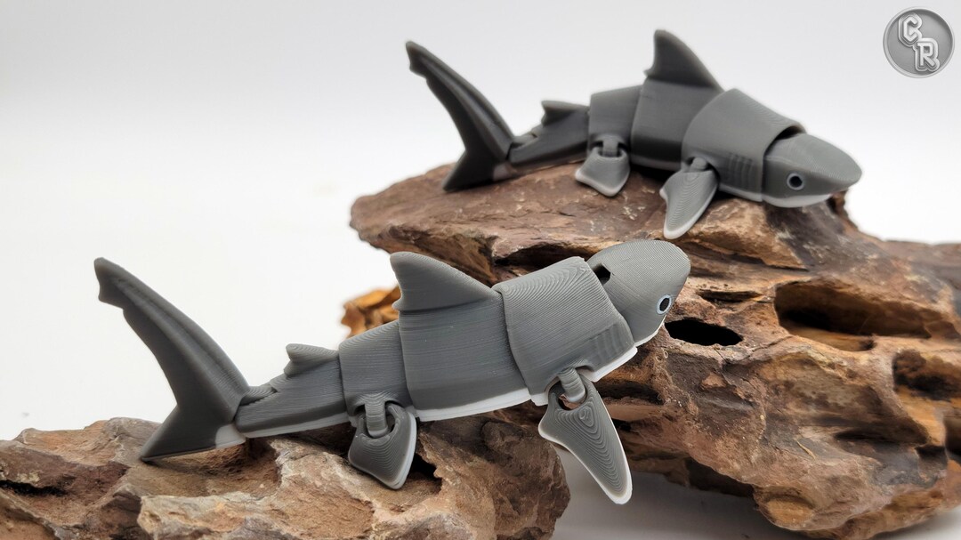 Articulated Mini Shark Fidget Toy: 3D Printed Marine Biology Gift for ...