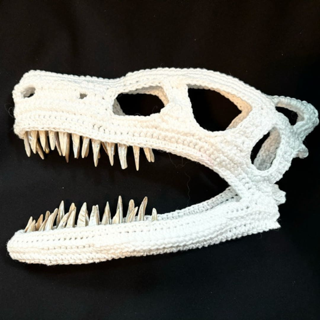 Clever Girl- Velociraptor Skull Crochet Pattern - Etsy