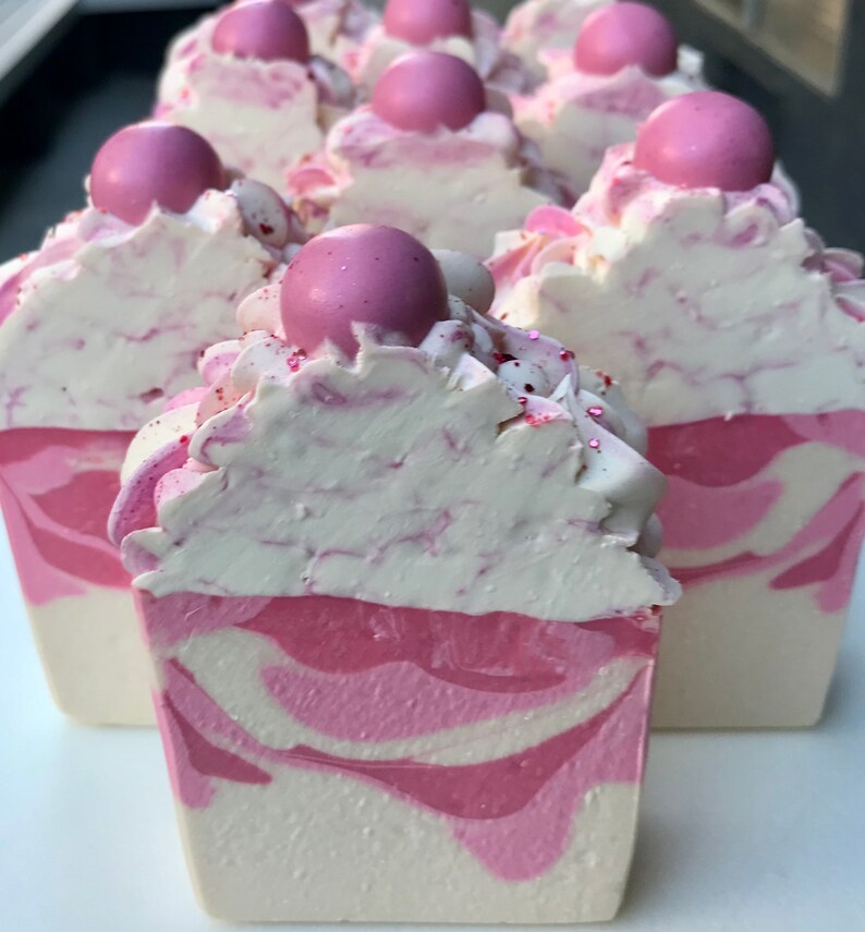 POMEGRANATE POMELO SOAP Pink Gumball Soap Frosted Soap - Etsy