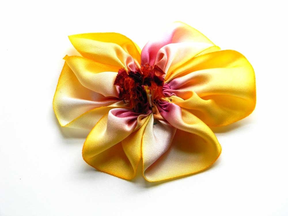 Silk Flower Brooch in Fresh Cut Peach Hand Sewn Yellow and | Etsy